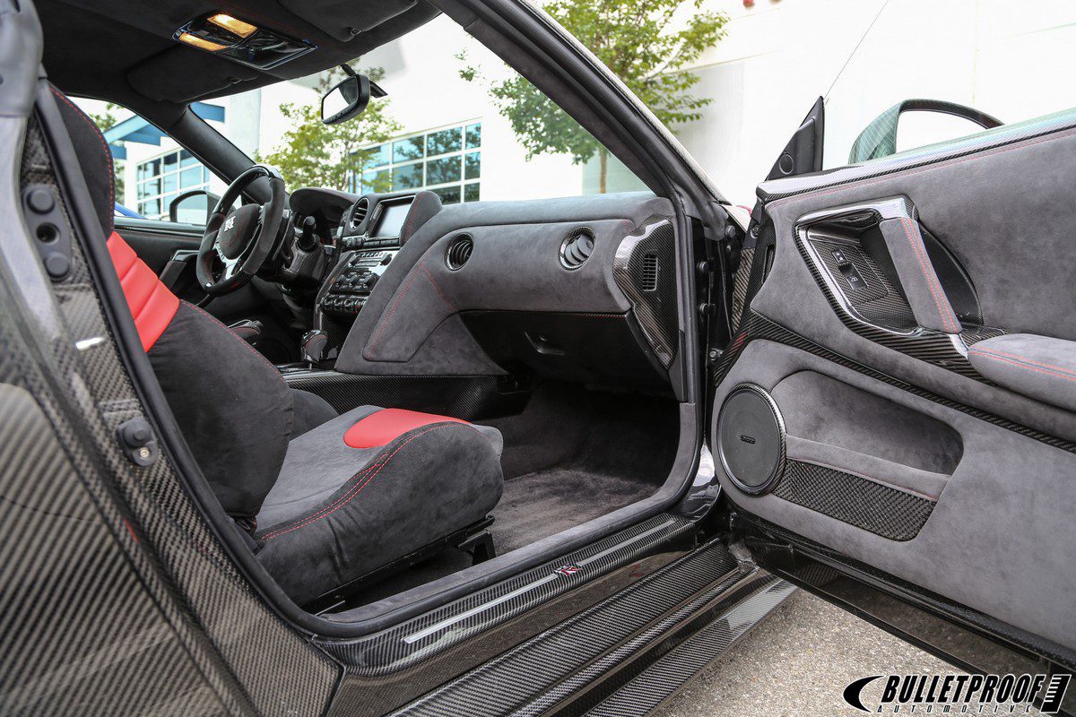 GT-RR Carbon Fiber Kick Plate Set (2 pcs) for 2009-19 Nissan GT-R [R35 ...