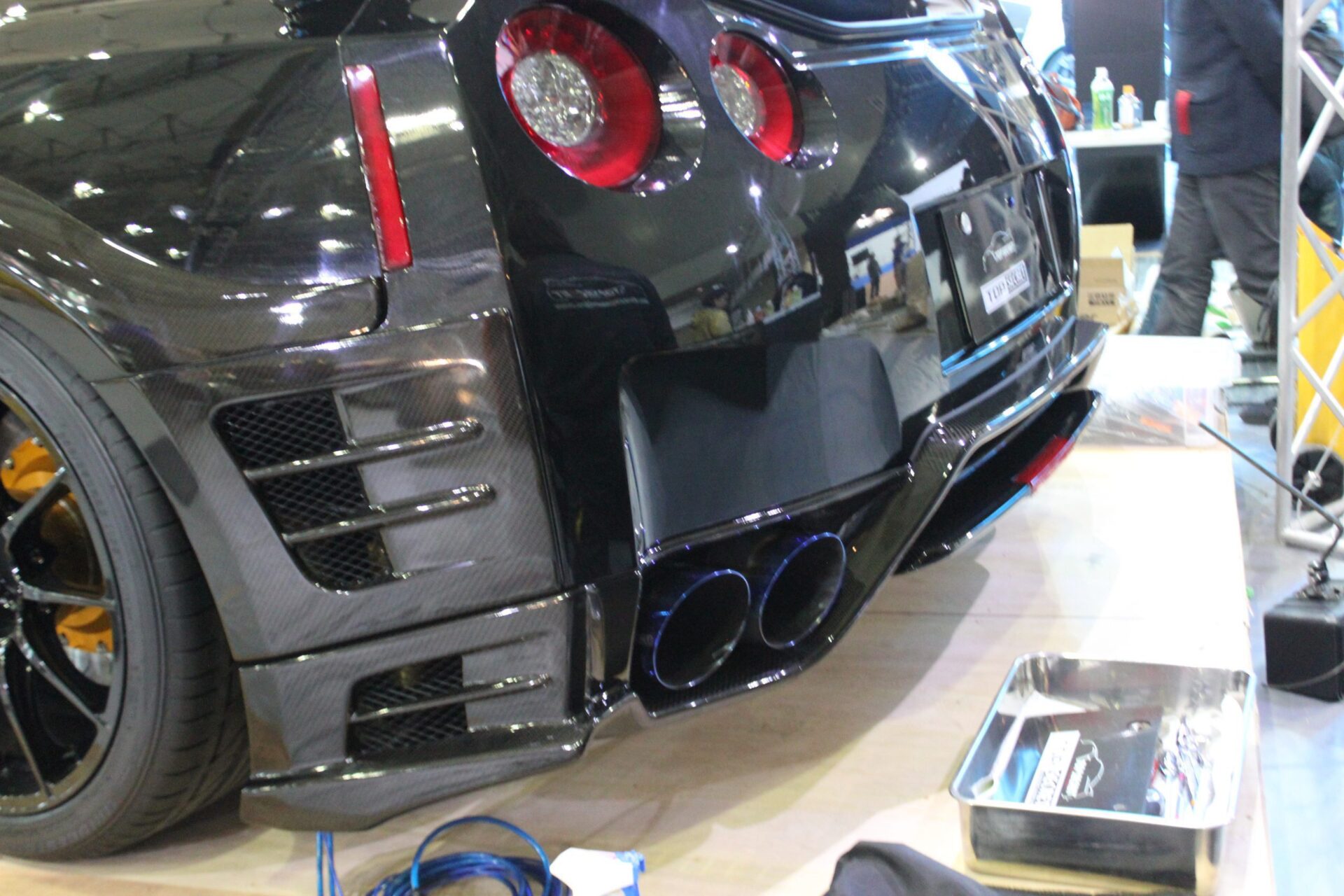 Top Secret Rear Under Bumper Diffuser (Carbon with Clear Coat) for 2009 ...