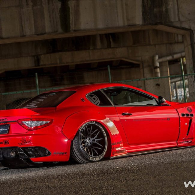 Liberty Walk LB-WORKS Widebody Kit for M145 Maserati GranTurismo ...