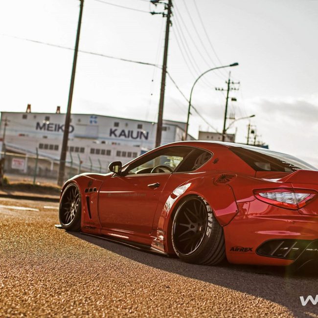 Liberty Walk LB-WORKS Widebody Kit for M145 Maserati GranTurismo ...